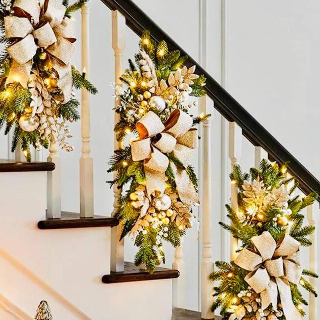 Luxury Christmas Swag, Pre-lit Garland for Stairs, Alternative Wreath ...
