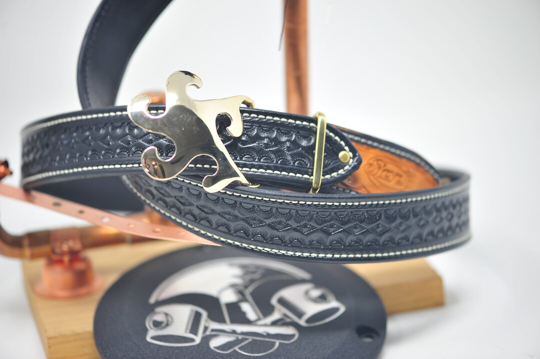 The Sun - 1.5" Wide Leather Belt W/ Duncan Laurie Buckle - Etsy