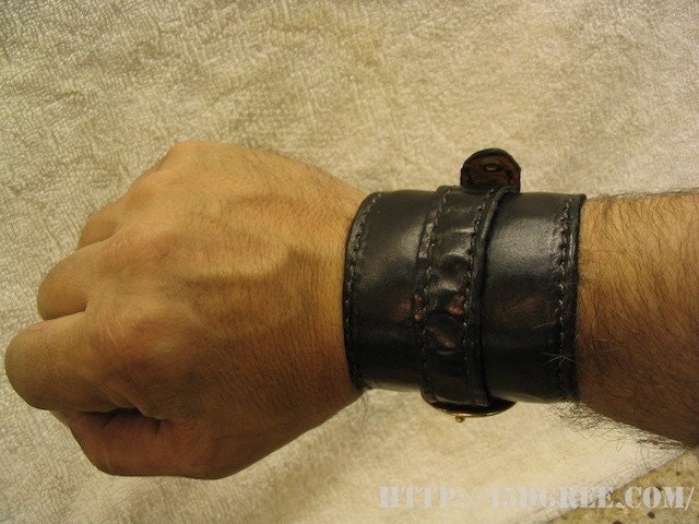 Large Leather Black Gunfighters Cuff - Etsy