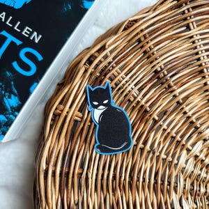 Lights Out Sticker, Dark Romance, Book Sticker, Kindle Sticker, Reading ...