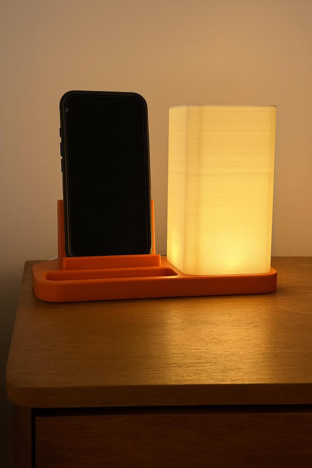 LED Desk Lamp | USB Nightstand Lamp With Phone Holder & Trinket Tray ...