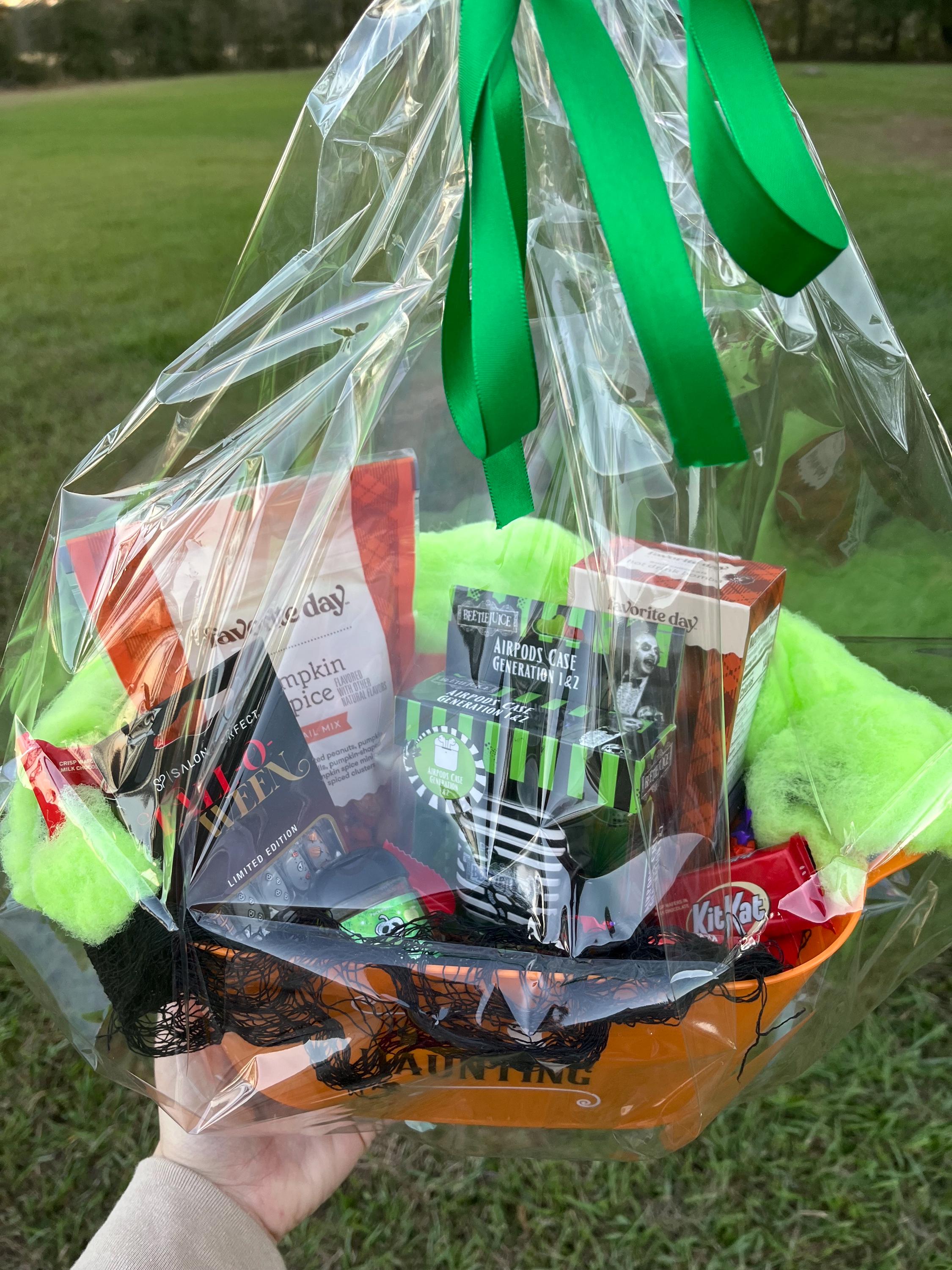 Beetlejuice Themed Boo Basket - Etsy