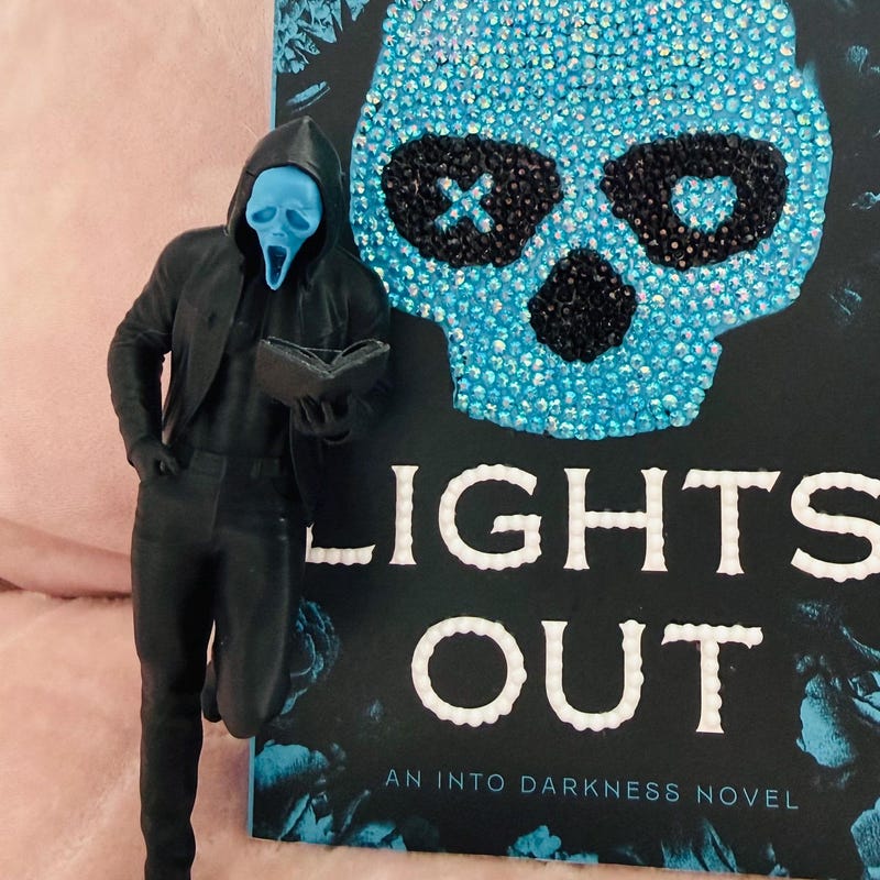 Lights Out Navessa Allen Mask - Etsy