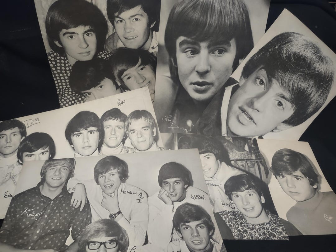 16 Magazine Posters. Monkees, Hermans Hermits DC5, Mark Lindsey ...