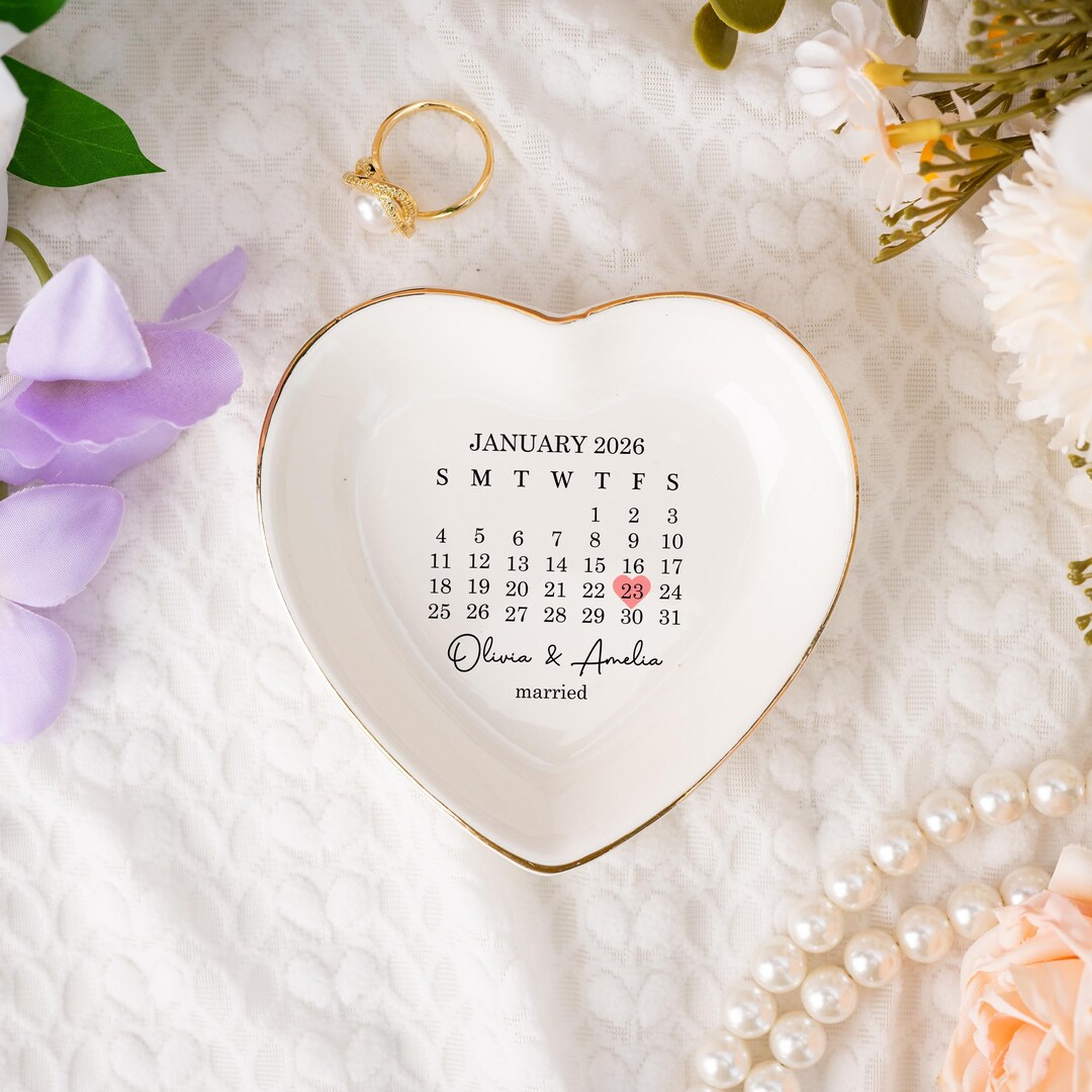 Custom Calendar Ring Dish for Wedding Gift, Engagement Trinket Dish ...