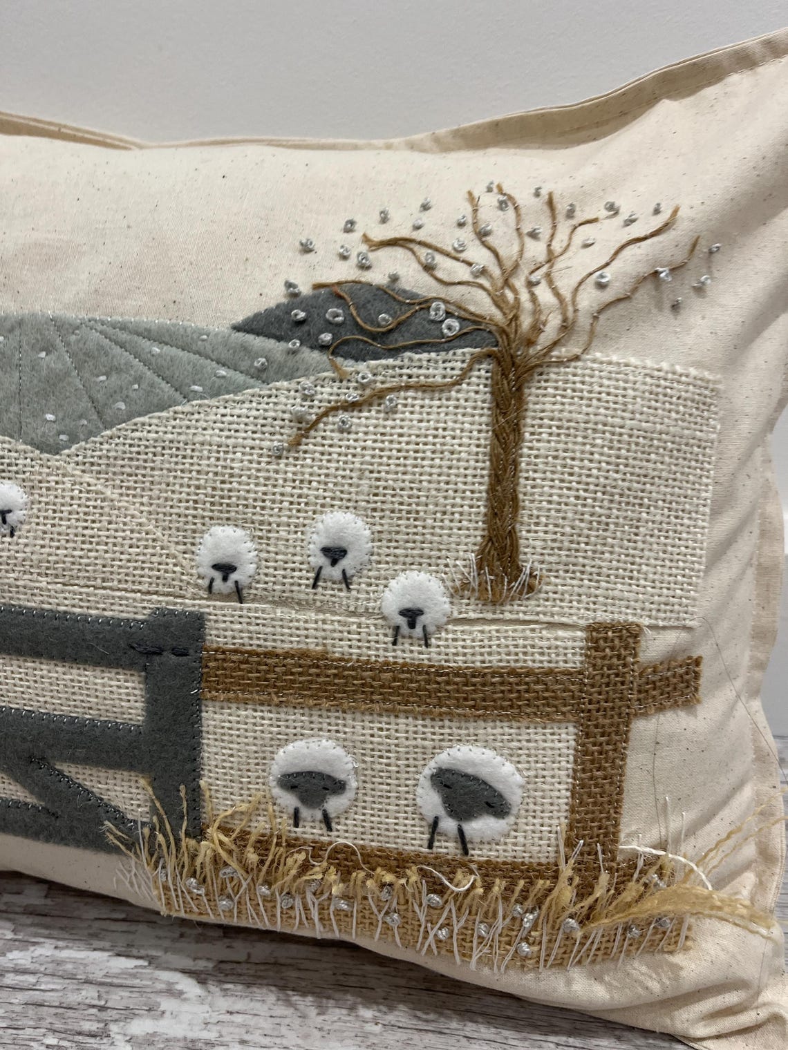 Delphine Brooks Rustic Home Sheep Applique Cushion Sewing Instruction ...