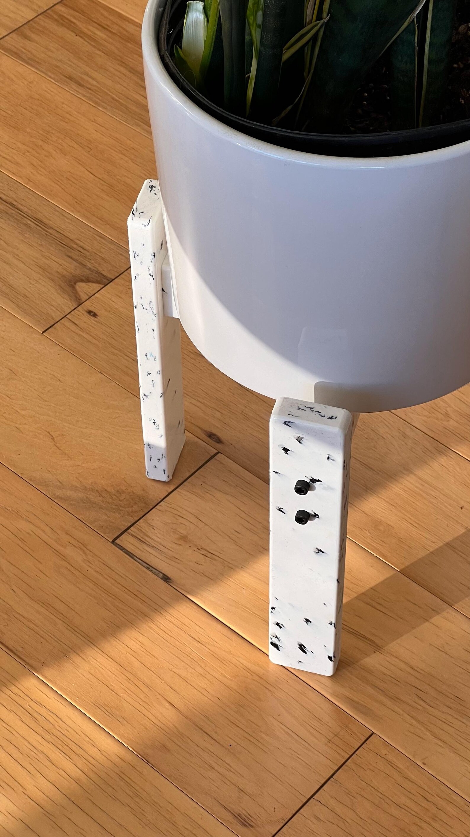 Recycled Plastic Plant Stand | Sustainable Furniture Design | Eco ...