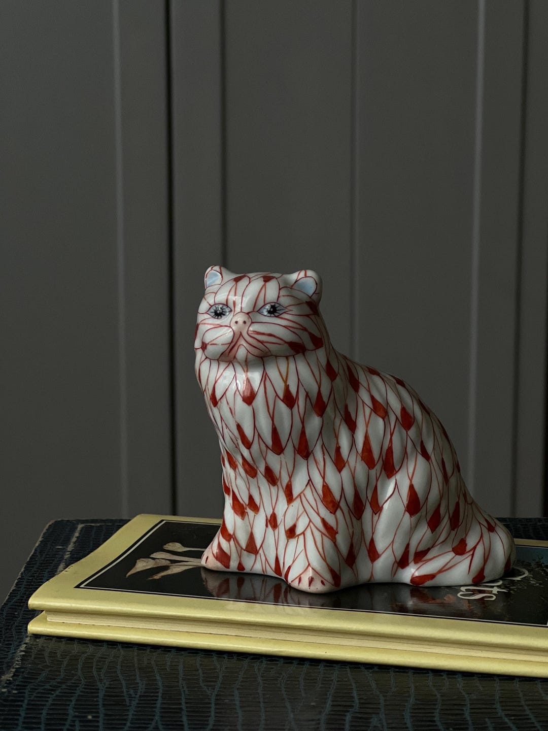 Vintage Porcelain Cat Figurine With Hand-painted Red Fishnet Pattern - Etsy