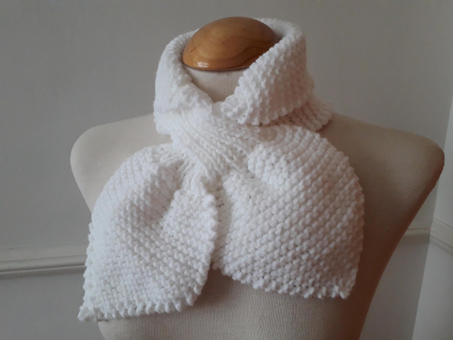 Scarf Ascot Bow Scarf in White Keyhole Scarf Knitted - Etsy