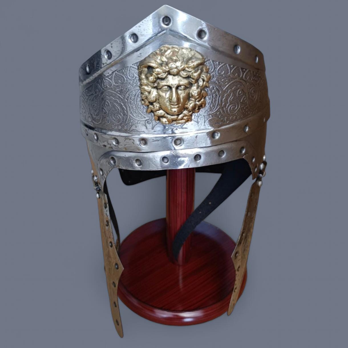 Antique Roman Design Engraved / Roman Queen's Guard Helmet / Full Size ...