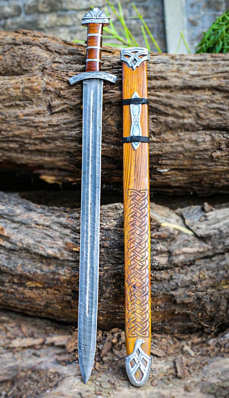Handmade VIKING Sword Real Damascus Steel Northman Sword Beautiful Gift ...
