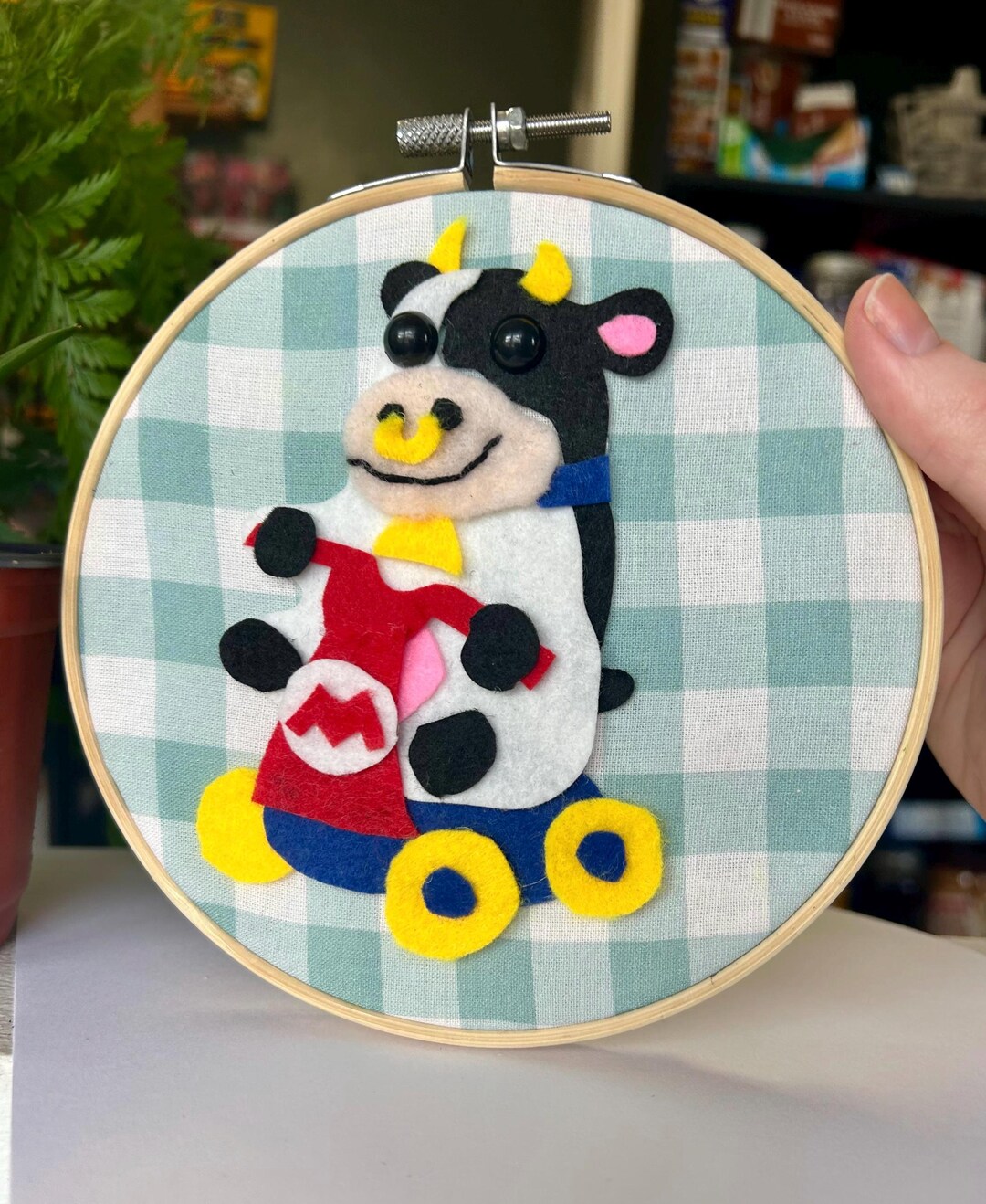 Mario Kart World Moo Moo Meadows Cow, Felt Hoop Embroidery Decor, 4-inch - Etsy