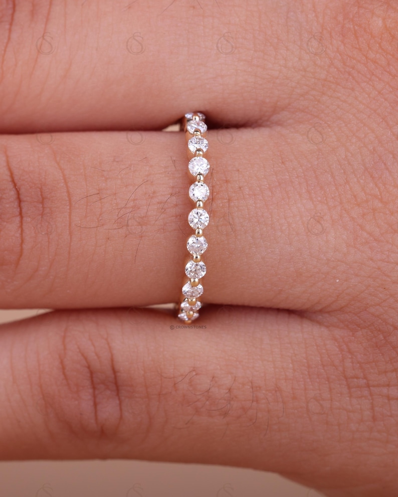 Floating Bubble Diamond Wedding Band, 2.00 MM Round Lab Grown Diamond ...