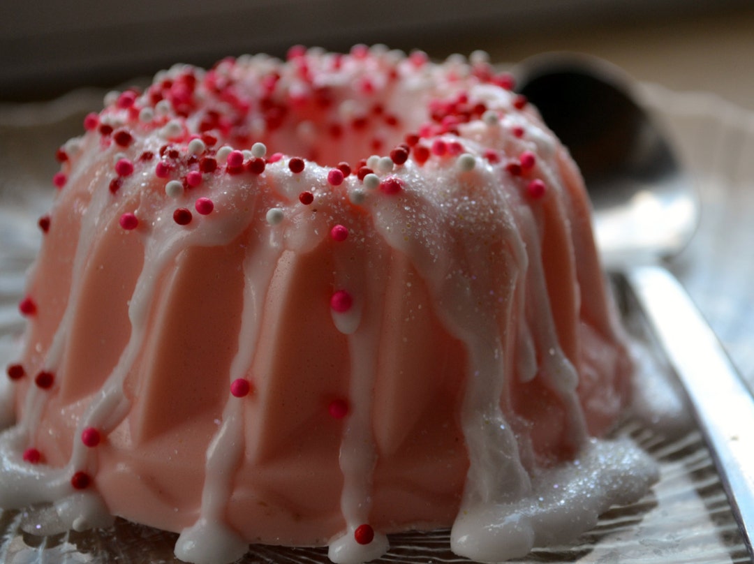 Strawberries and Cream Bundt Cake Soap -mothers Day Soap - Food Soap ...