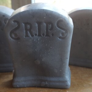 RIP Graveyard Soap - Halloween Soap - Walking Dead - Horror - Novelty ...