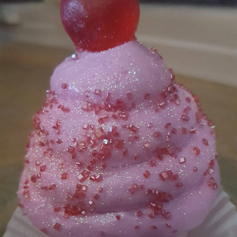 Pinkalicious Cupcake - Etsy