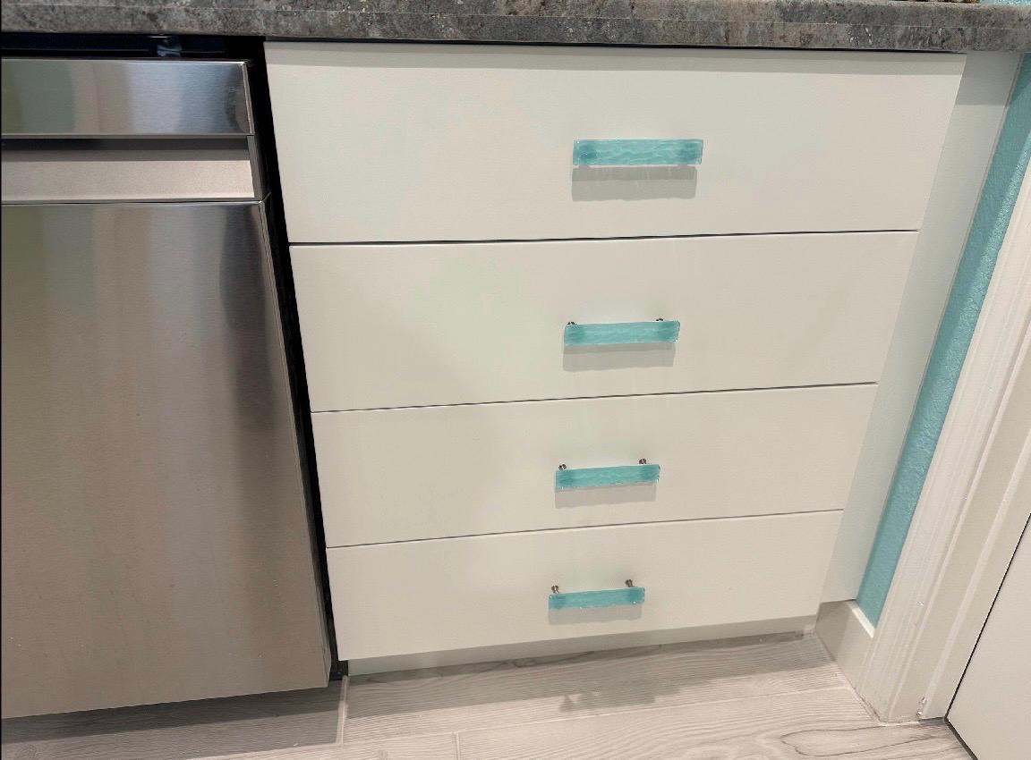 Glass Drawer Pulls in Light Blue Wave, Cabinet and Furniture Pulls ...