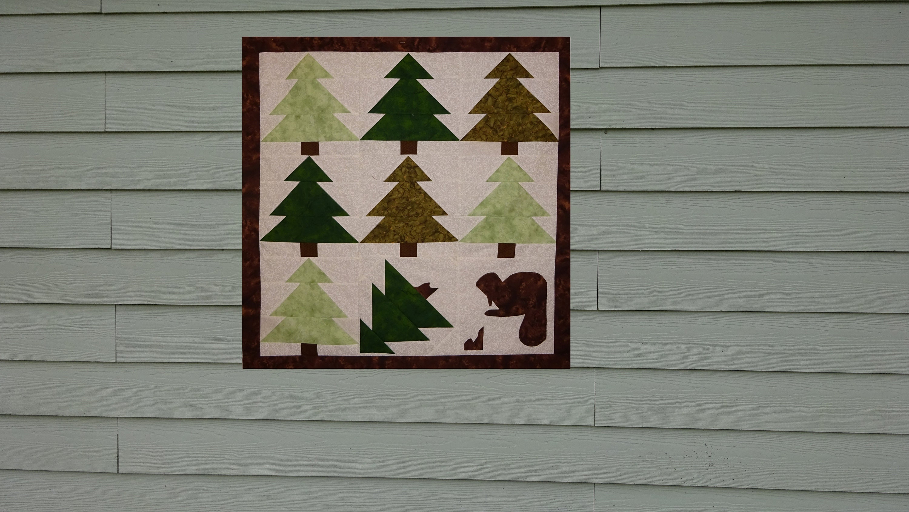 Beaver and Pines Quilt Top, Handmade, Pieced, Pressed and Ready to Be ...