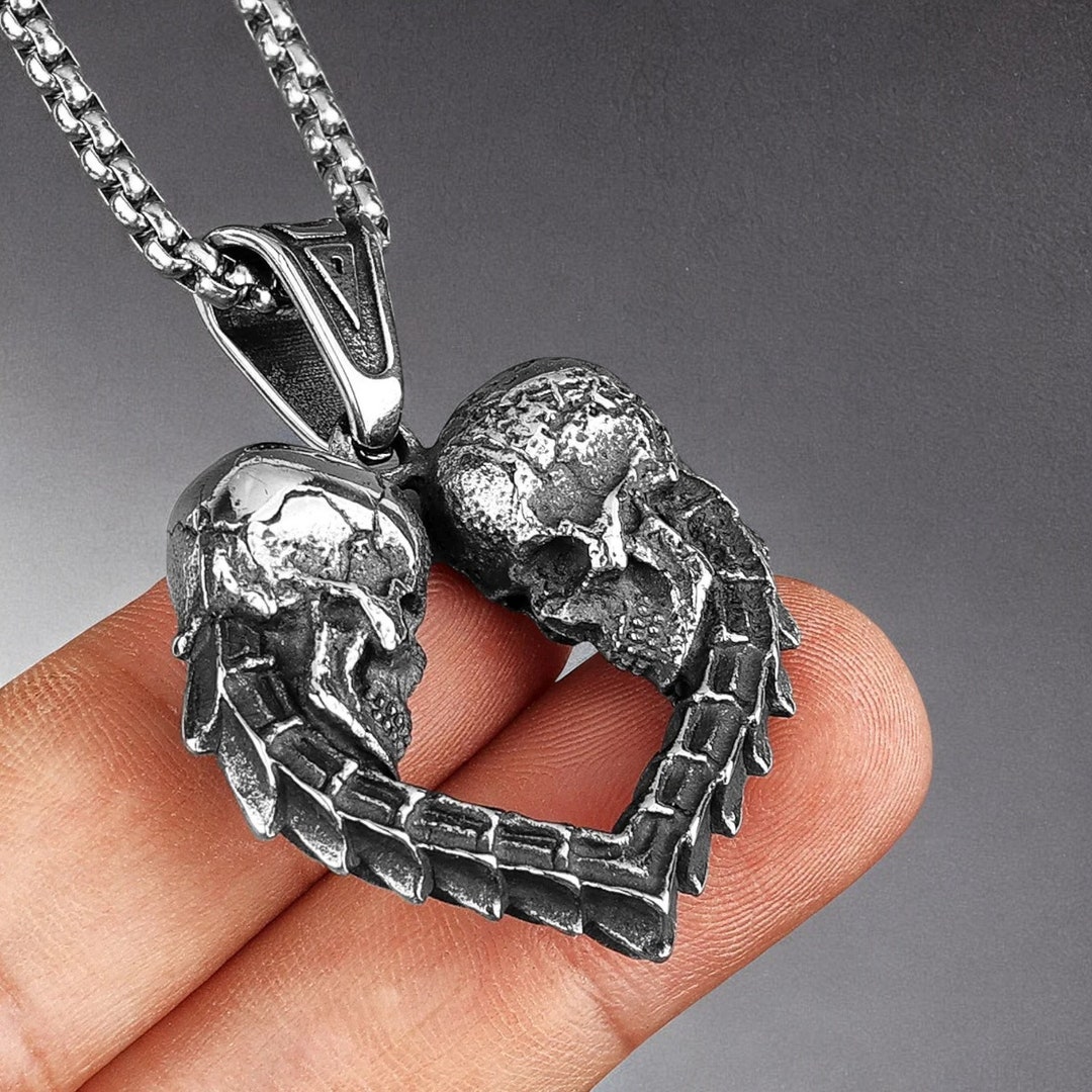 Skull Heart Necklace: Gothic Fashion Jewelry - Etsy