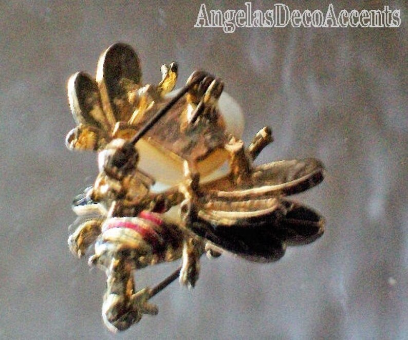 Vintage Insect Pin Multi Enamel Jelly Belly Broochcostume Jewelrywinged Bugpearl Like Gold