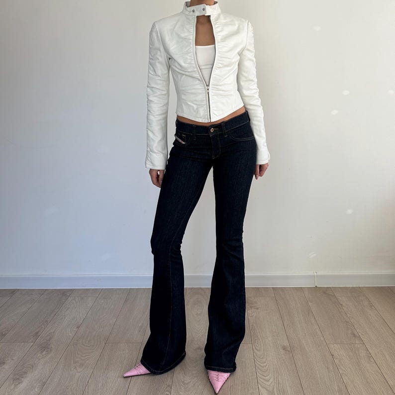 Vintage Y2K White Leather Jacket / Cropped Fitted Motorcycle Biker Moto ...