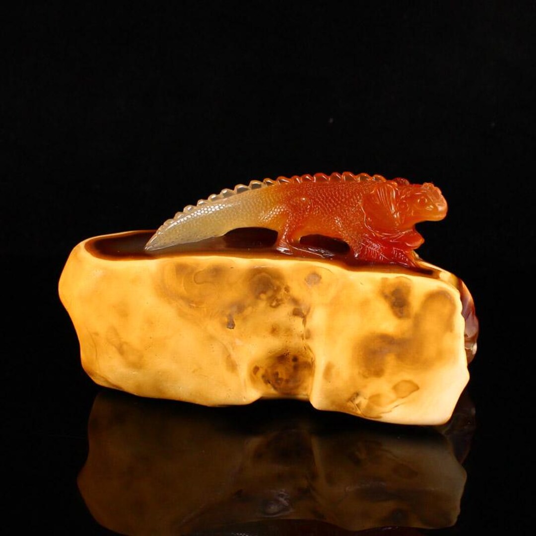 H25 Hand-carved Agate Lizard Statue - Etsy