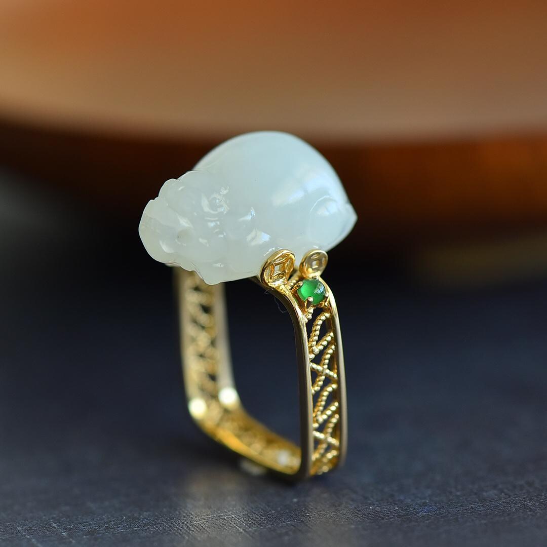 M372 Chinese 18K Gold Inlay Hetian Jade Carved Pixiu Ring - Etsy