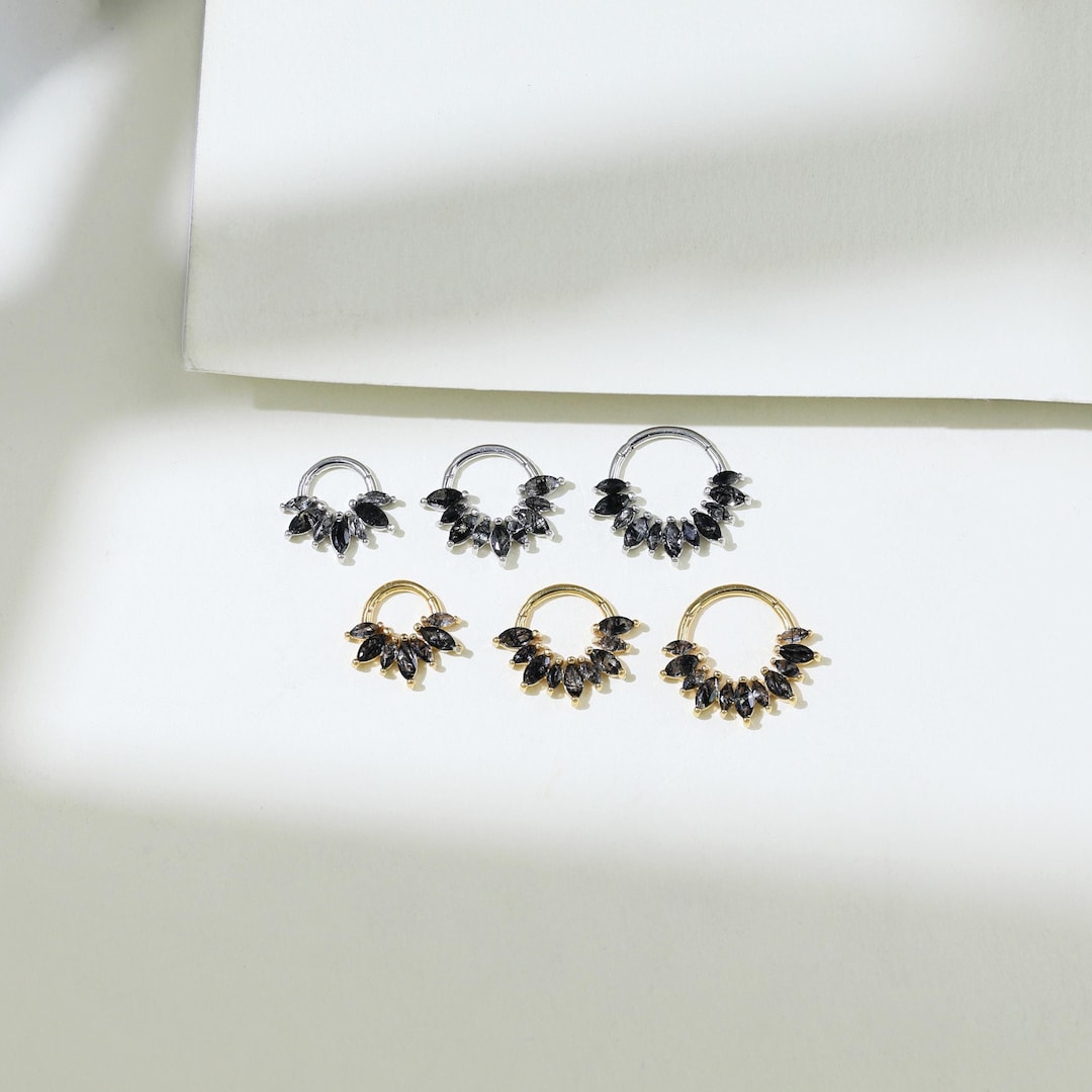 Black Hair Quartz Cluster Muitiple Size Hinged Clicker Black Hair ...