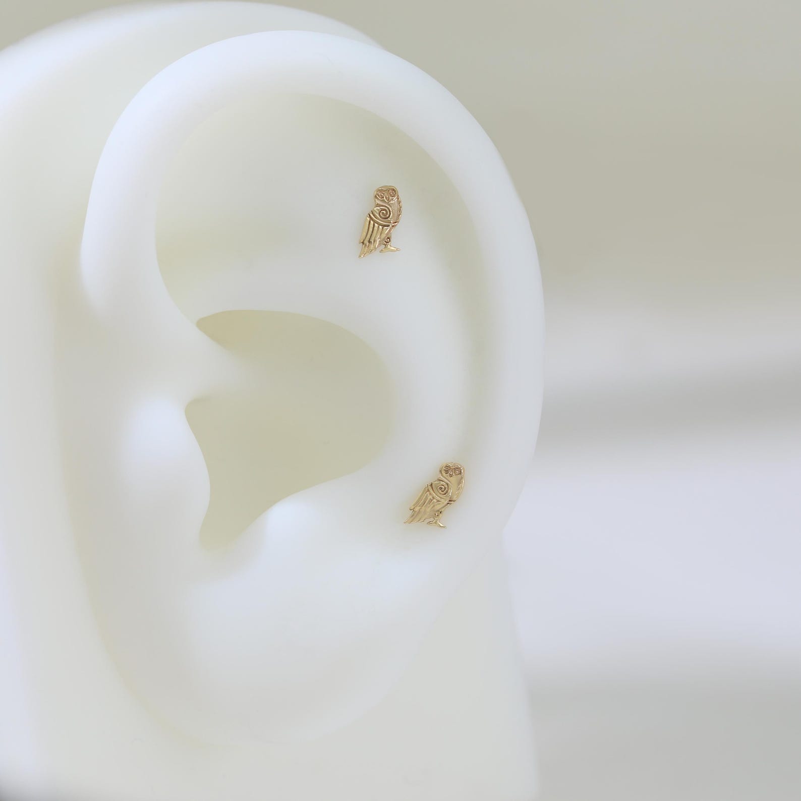 14K Solid Gold Owl Earring Vivid Owl Stud Animal Motif Pattern Piercing ...
