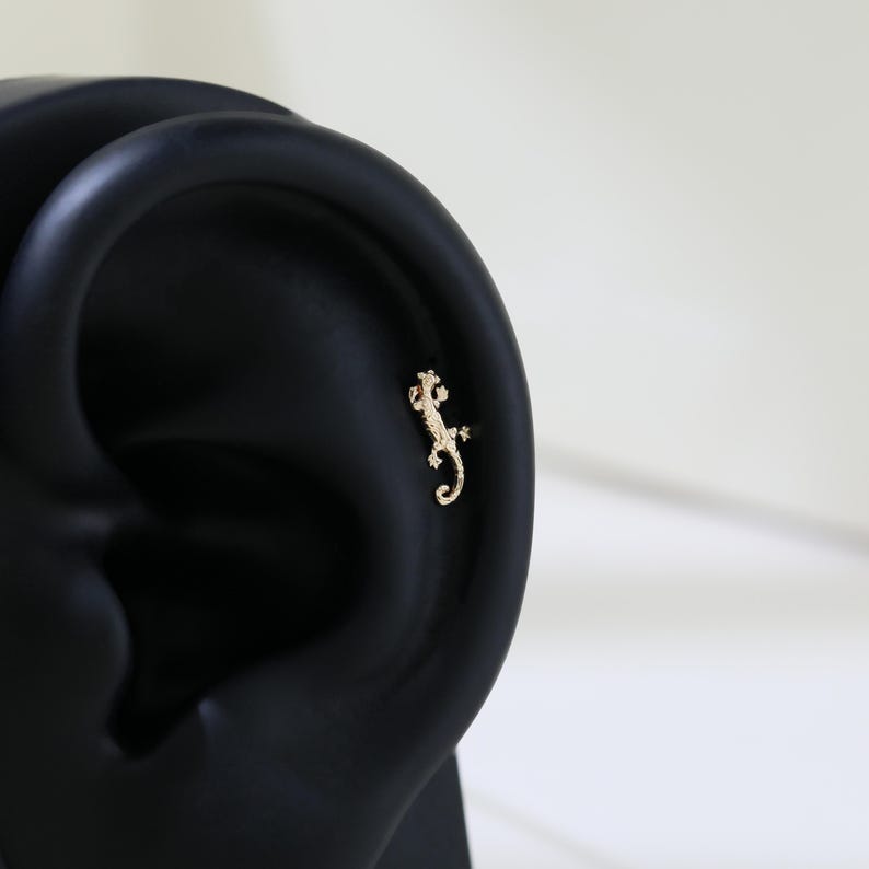 14K Solid Gold Lizard Stud Earring Vivid Gecko Push Pin Flat Back ...