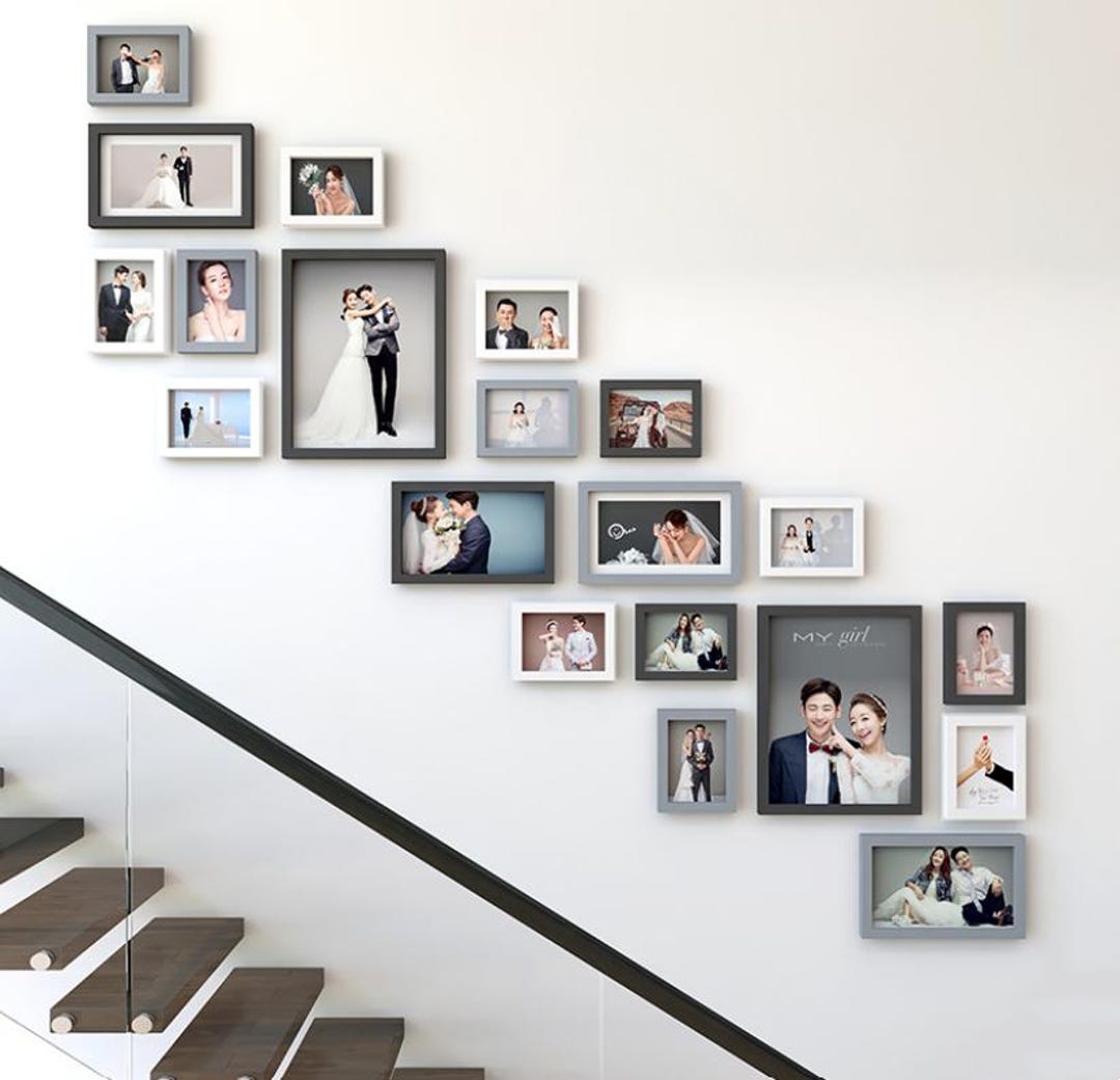 20 Pieces Wood Wall Mount Photo Frame Set, Staircase Picture Frame Set ...