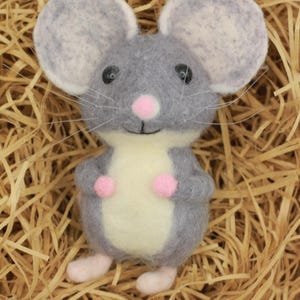 Handmade Wool Felt Mouse Adorable Mouse With Whiskers Handcrafted Cute ...