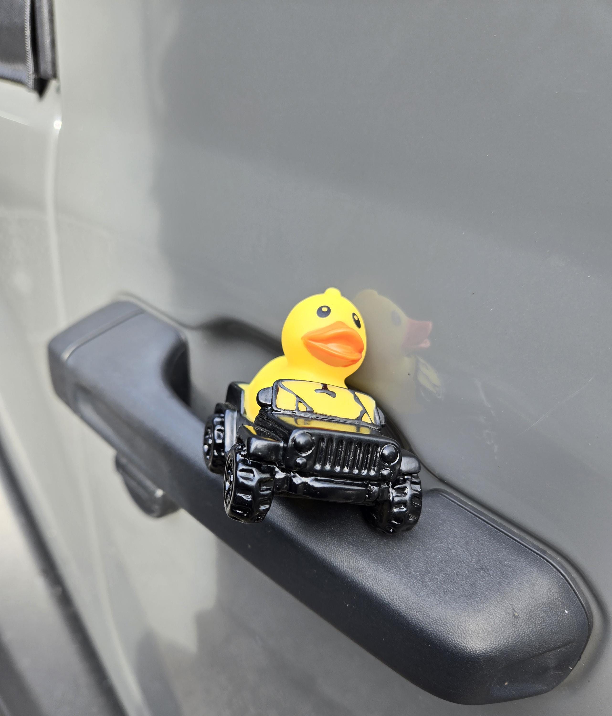 New Colors Jeep Ducks, Rubber Duck Driver in Black Jeep.. Duck Duck ...