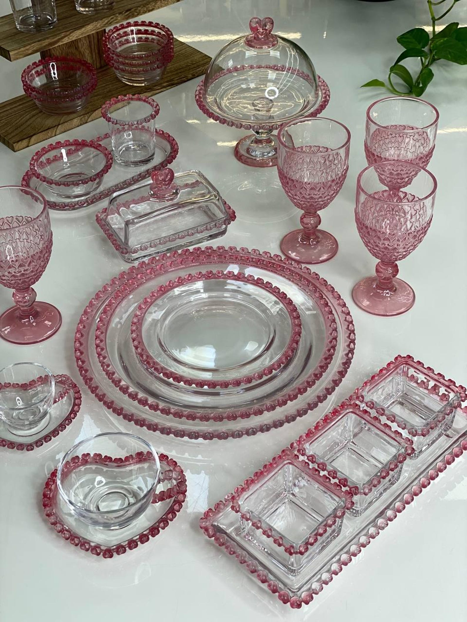 Beaded-edge Pink Glass Tableware Set | Handmade Romantic Dinnerware ...