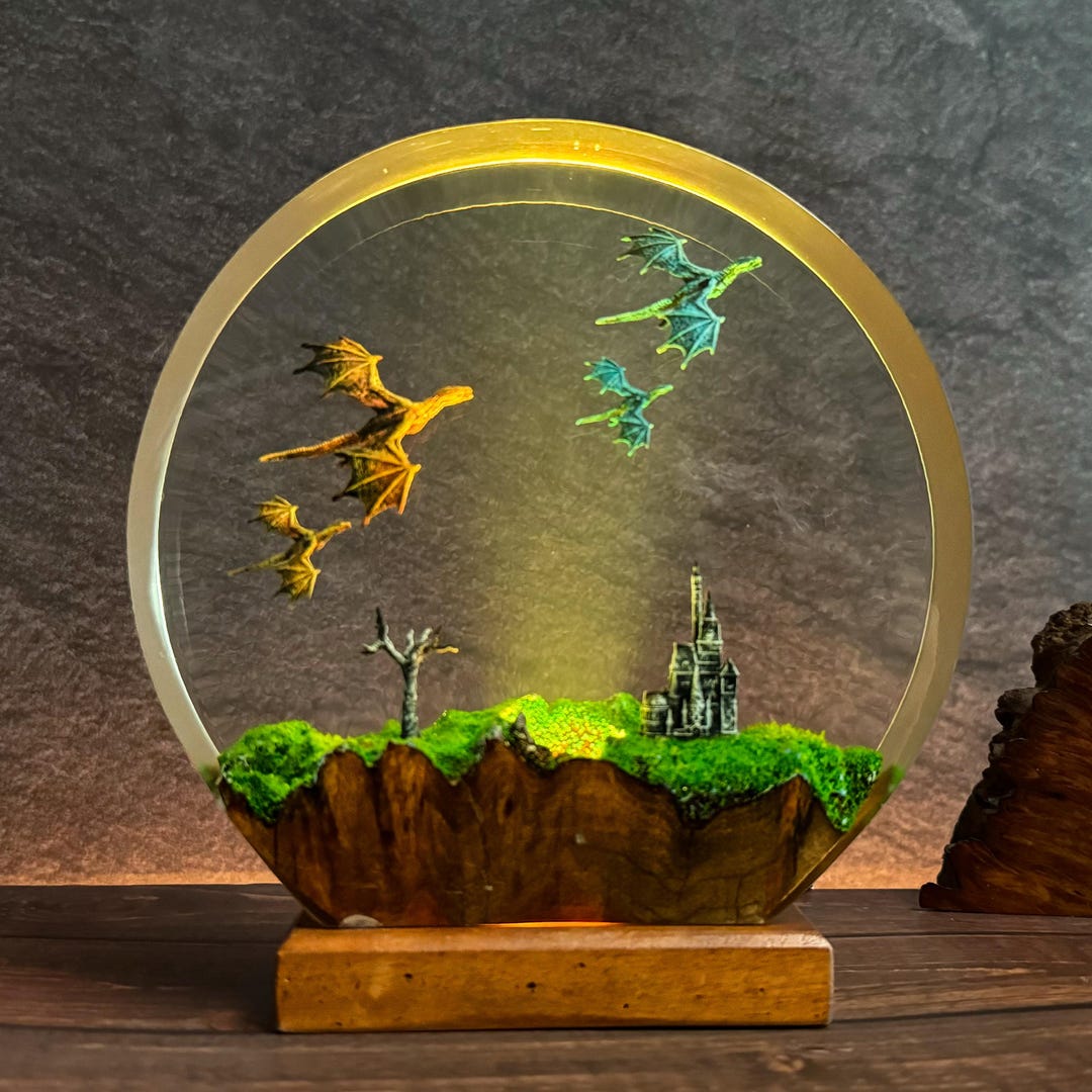 Round Fantasy Dragon Lamp – Epoxy Resin LED Art With Flying Dragons ...