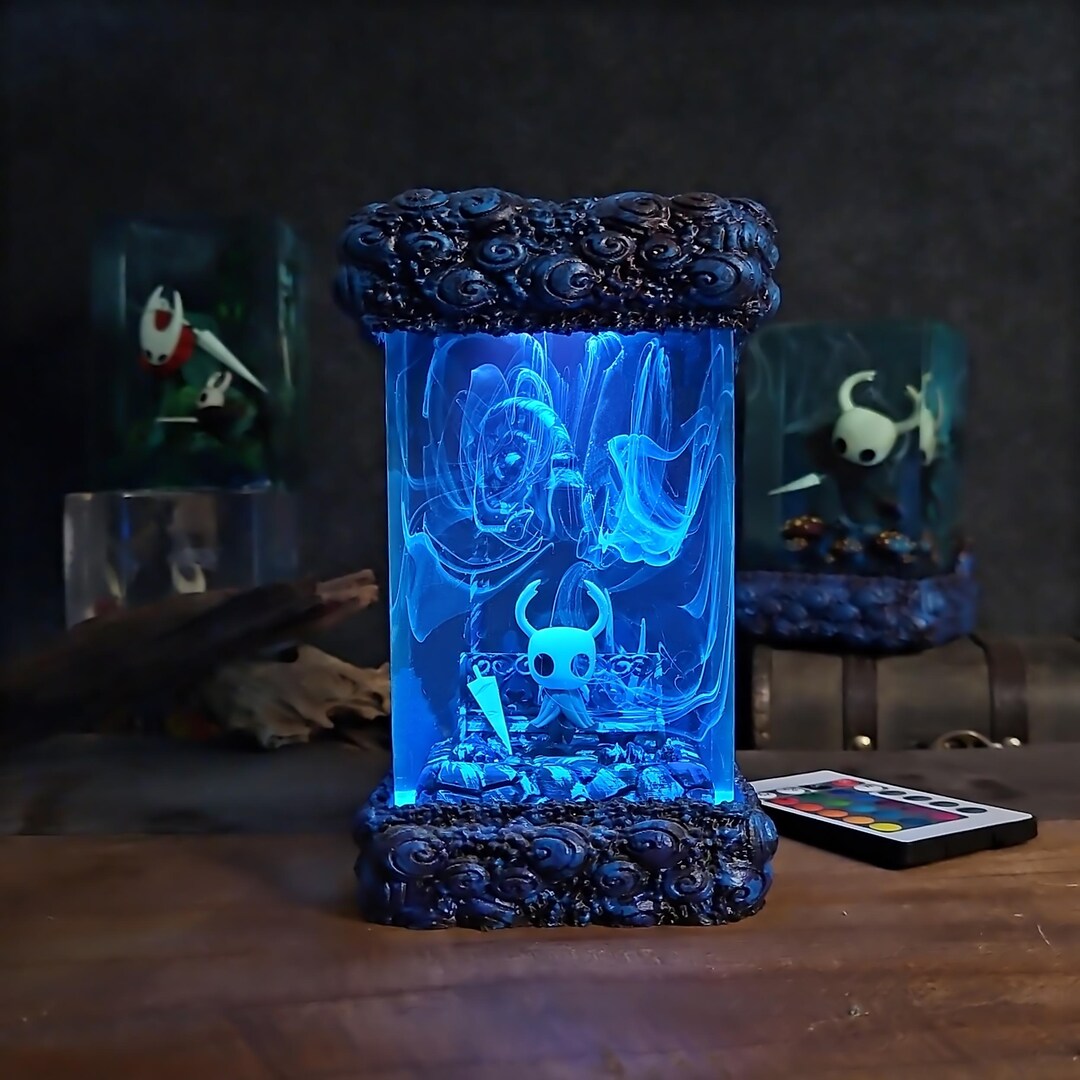Ho.ll.0w K.n.ight Resin Lamp, Dark Fantasy Style, Artisan Lamp ...
