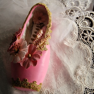 Keepsake Pointe Shoe Secret Garden One of a Kind - Etsy