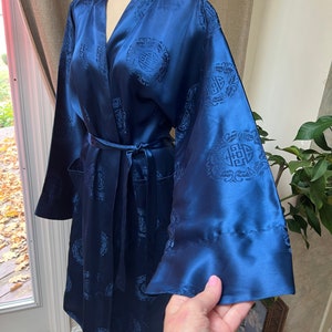 Vintage Cobalt Blue Embossed Wrap Tie Robe M, Lapis Blue Asian Pattern ...