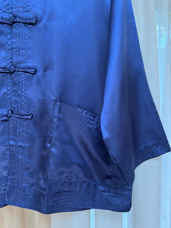 Vintage royal blue satiny Asian inspired top M/L, tra… - Gem