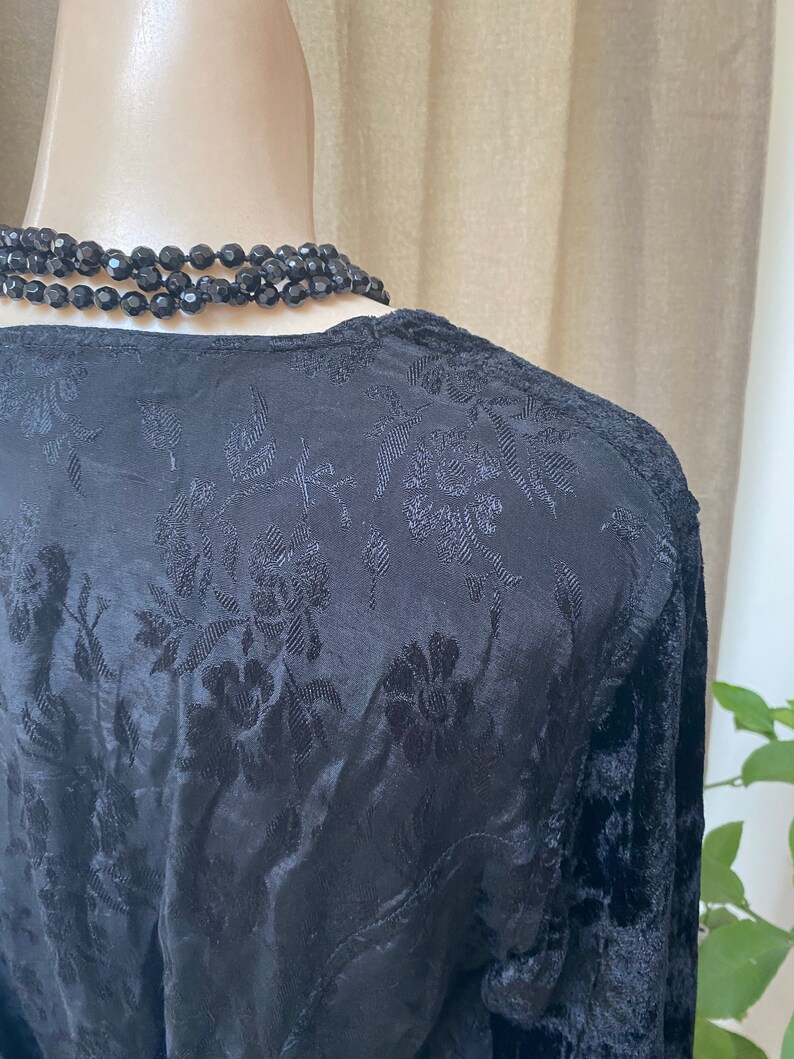 Vintage boho brushed black velvet embroidered top M boxy | Etsy