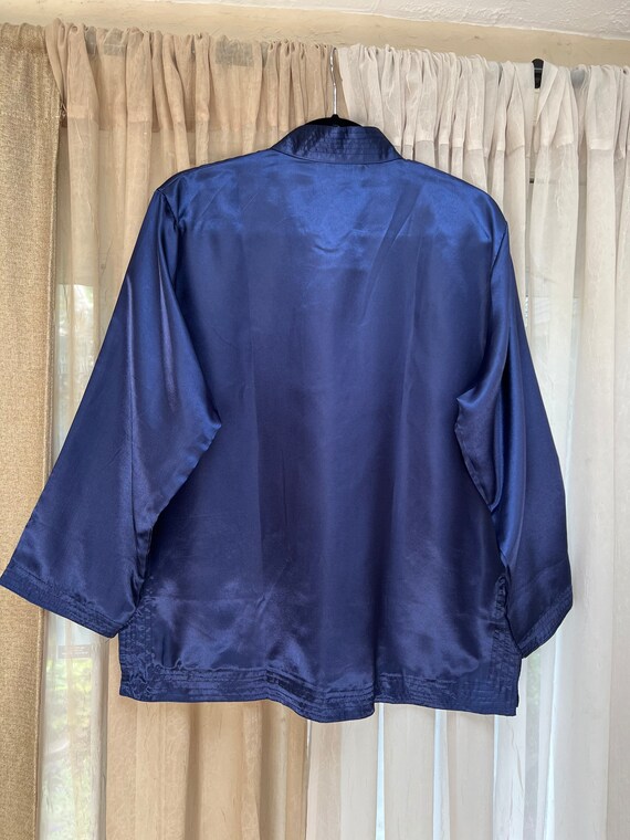 Vintage royal blue satiny Asian inspired top M/L, tra… - Gem