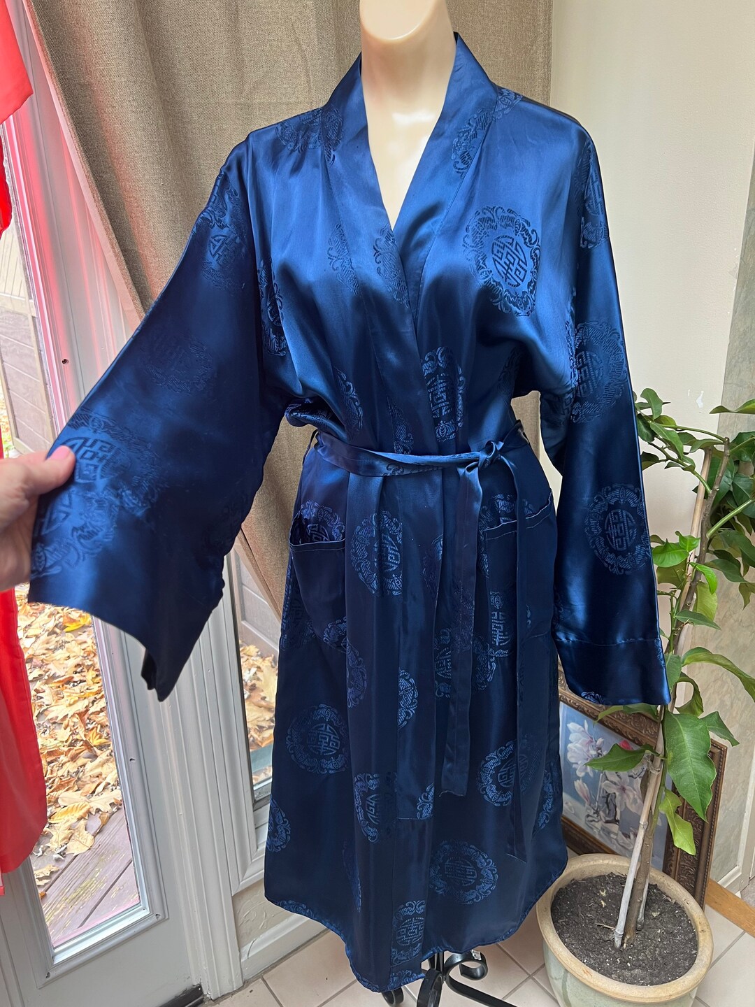 Vintage Cobalt Blue Embossed Wrap Tie Robe M, Lapis Blue Asian Pattern ...