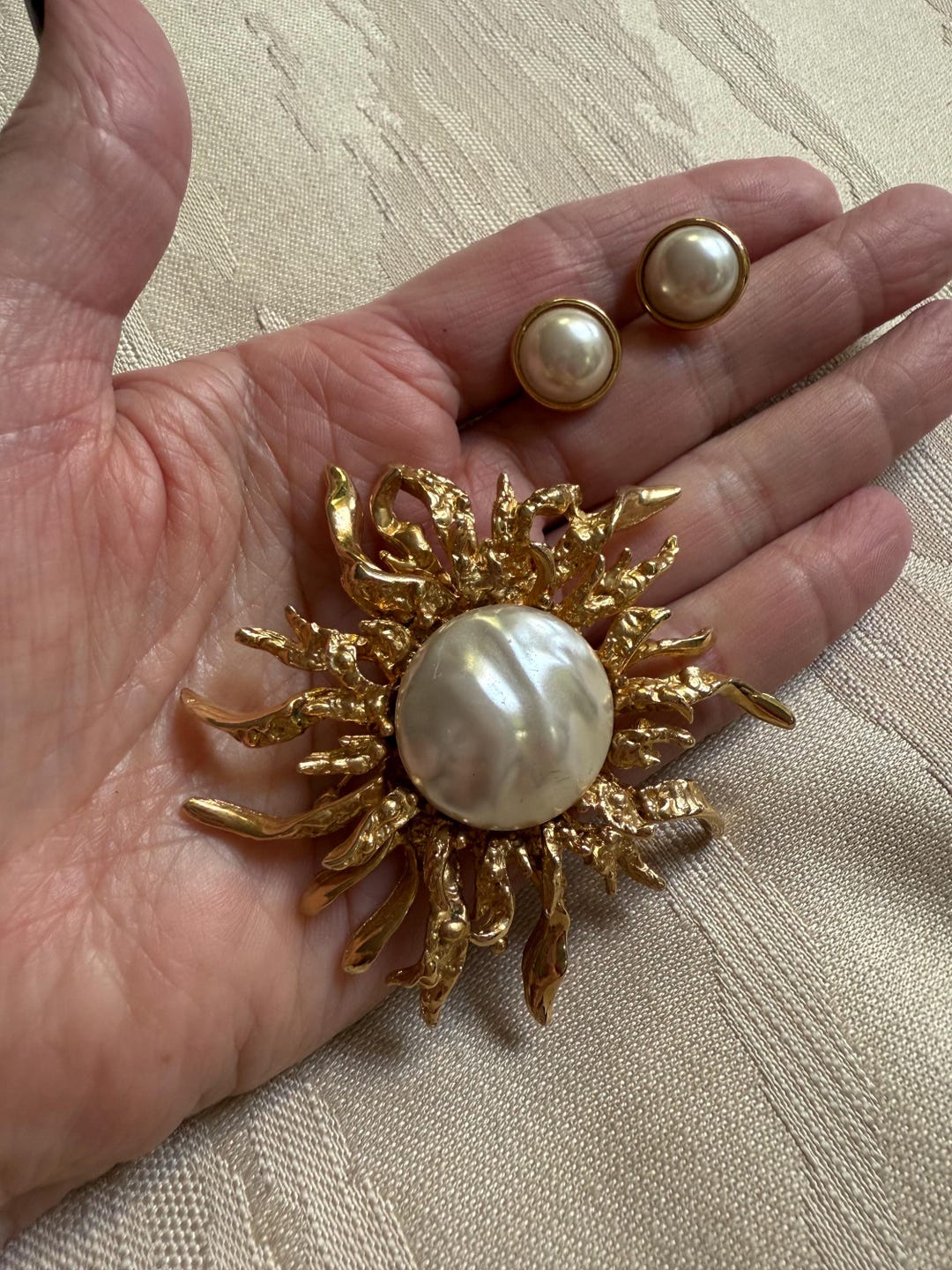 Vintage Big Faux Pearl Brooch/earrings Combo, Classic Pearl Jewelry Set ...