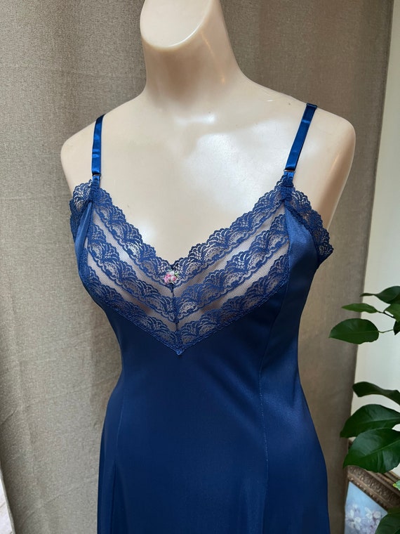Vintage blue full slip - Gem