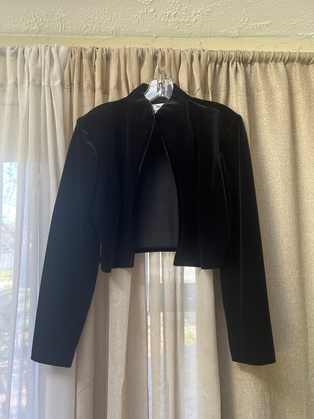 Vintage Black Velvet Short Black Evening Cardigan M, Cachet Black ...