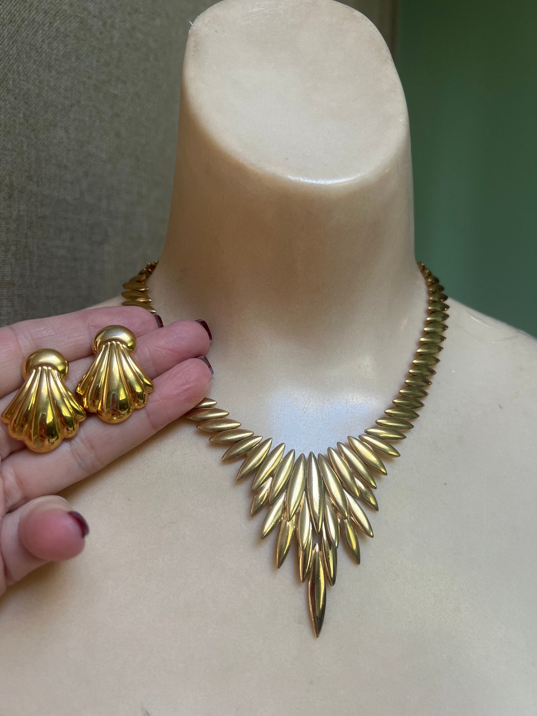 Vintage Monet Petals/waterfall Goldplate Necklace, Monet Necklace ...