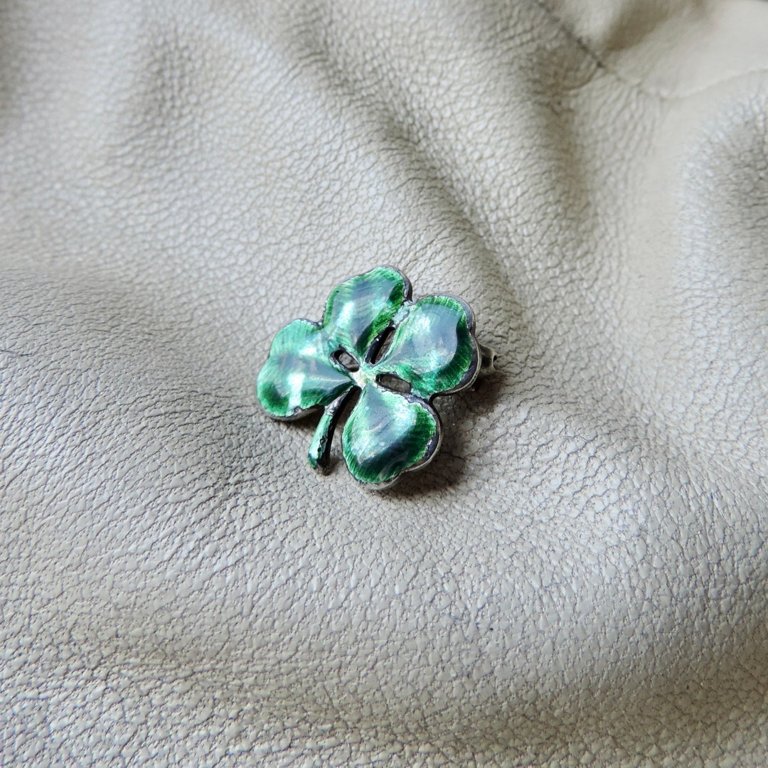 Vintage Pin Vintage Enamel 4 Leaf Clover Pin Green Enamel Sterling ...