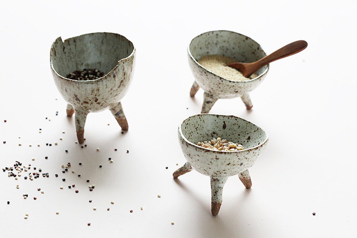 Ceramic Tripod Bowl With Teak Spoon, Pottery Condiment,spice Bowl ...