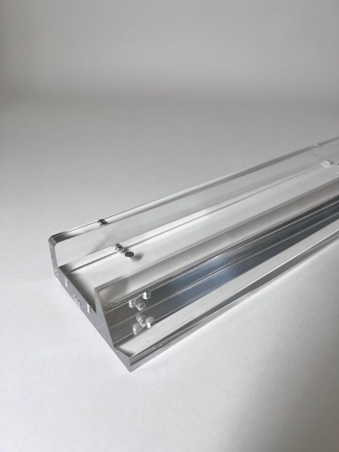Clear Acrylic Mahjong Racks With Magnetic Pushers – Set of 4 (20" Long ...