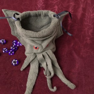 Cthulhu Dice Bag Drawstring Pouch/ Wristlet Purse in Olive Green for ...